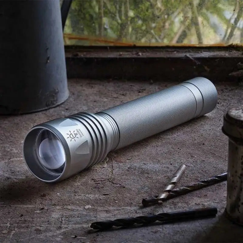 Smart Garden Aluminium Ultra-beam Torch 1500 Lumens - Grey - Stewart ...